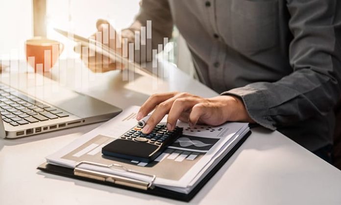 O que é taxa de corretagem? Para que serve e como é cobrada?